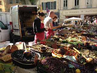 Market Day in St. Remy de Provence – Jacqueline Newbold